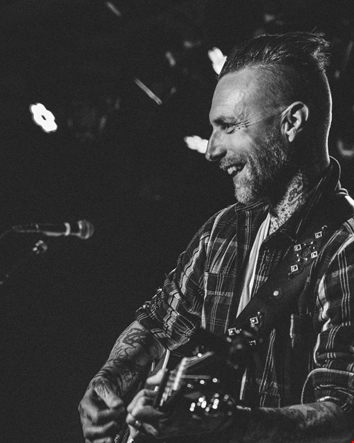 Nicke Borg | Viking Line | Kategori Artister